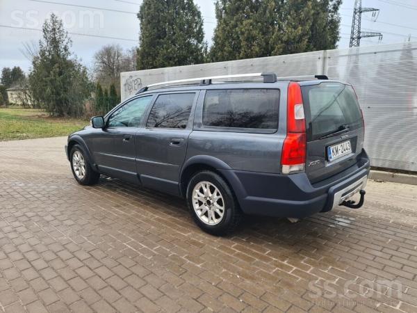 Pelēks Volvo XC70 2006 Rīga, ar dzinēja tilpumu 2.50 L un nobraukumu 318 tūkst. km par 2600 €, foto 6 vietnē AUTOMOTO.COM.LV