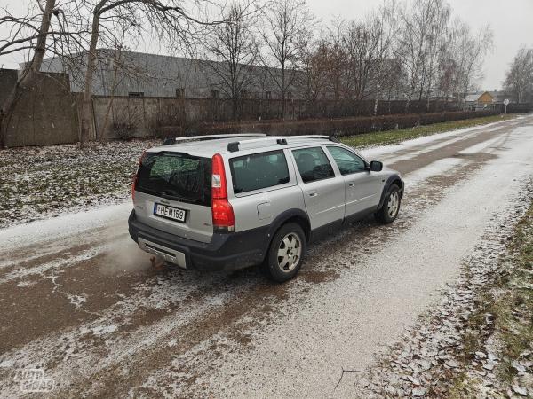 Pelēks Volvo XC70 2006 Jonava, ar dzinēja tilpumu 2.50 L un nobraukumu 384 tūkst. km par 1200 €, foto 8 vietnē AUTOMOTO.COM.LV