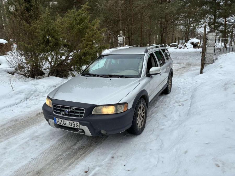 Серый Вольво ХС70 2006 в Шальчининкай, объемом двигателя 2.40 л и пробегом 513 тыс. км за 1900 €, фото 3 на AUTOMOTO.COM.LV