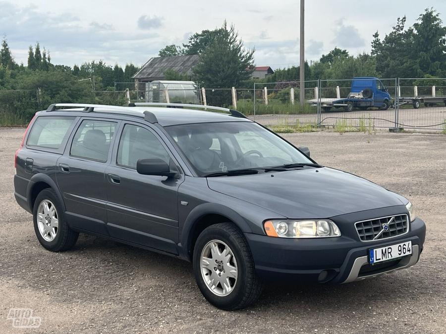 Grey Volvo XC70 2006 in Kedainiai, with an engine capacity of 2.40 L and mileage of 356 thousand km for 3500 €, photo 3 on AUTOMOTO.COM.LV
