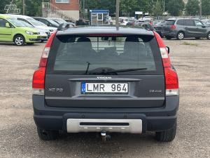 Grey Volvo XC70 2006 in Kedainiai, with an engine capacity of 2.40 L and mileage of 356 thousand km for 3500 €, photo 10 on AUTOMOTO.COM.LV