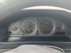 Grey Volvo XC70 2006 in Kedainiai, with an engine capacity of 2.40 L and mileage of 356 thousand km for 3500 €, photo 21 on AUTOMOTO.COM.LV