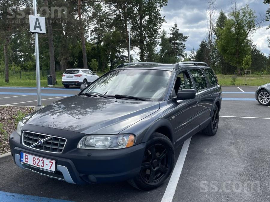 Pelēks Volvo XC70 2006 Rīga, ar dzinēja tilpumu 2.40 L un nobraukumu 387 tūkst. km par 2650 €, foto 7 vietnē AUTOMOTO.COM.LV