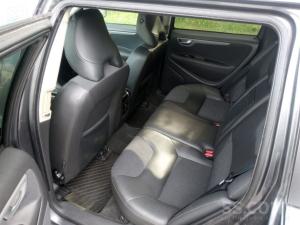 Pelēks Volvo XC70 2006 Rīga, ar dzinēja tilpumu 2.40 L un nobraukumu 319 tūkst. km par 3950 €, foto 9 vietnē AUTOMOTO.COM.LV