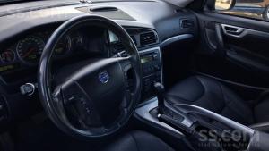 Grey Volvo XC70 2006 in Riga, with an engine capacity of 2.40 L and mileage of 246 thousand km for 3950 €, photo 4 on AUTOMOTO.COM.LV