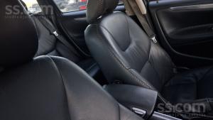 Grey Volvo XC70 2006 in Riga, with an engine capacity of 2.40 L and mileage of 246 thousand km for 3950 €, photo 13 on AUTOMOTO.COM.LV