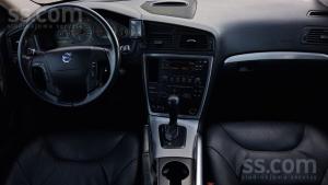 Grey Volvo XC70 2006 in Riga, with an engine capacity of 2.40 L and mileage of 246 thousand km for 3950 €, photo 20 on AUTOMOTO.COM.LV