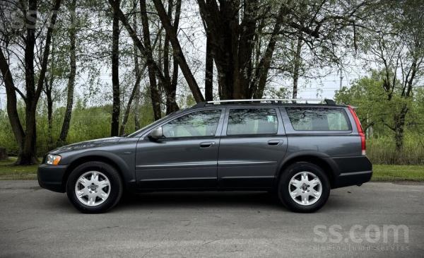 Pelēks Volvo XC70 2006 Jūrmala, ar dzinēja tilpumu 2.40 L un nobraukumu 336 tūkst. km par 3800 €, foto 2 vietnē AUTOMOTO.COM.LV