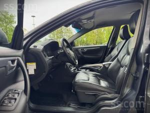 Pelēks Volvo XC70 2006 Jūrmala, ar dzinēja tilpumu 2.40 L un nobraukumu 336 tūkst. km par 3800 €, foto 14 vietnē AUTOMOTO.COM.LV