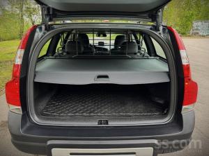 Pelēks Volvo XC70 2006 Jūrmala, ar dzinēja tilpumu 2.40 L un nobraukumu 336 tūkst. km par 3800 €, foto 16 vietnē AUTOMOTO.COM.LV