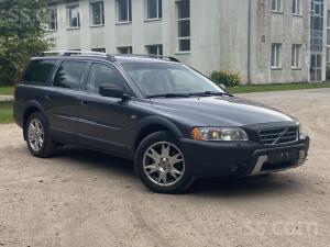 Pelēks Volvo XC70 2006 Rīga, ar dzinēja tilpumu 2.40 L un nobraukumu 330 tūkst. km par 3950 €, foto 4 vietnē AUTOMOTO.COM.LV