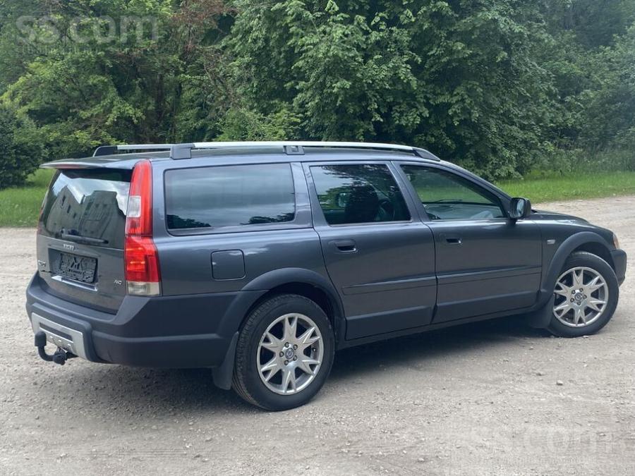 Pelēks Volvo XC70 2006 Rīga, ar dzinēja tilpumu 2.40 L un nobraukumu 330 tūkst. km par 3950 €, foto 8 vietnē AUTOMOTO.COM.LV