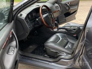 Pelēks Volvo XC70 2006 Rīga, ar dzinēja tilpumu 2.40 L un nobraukumu 330 tūkst. km par 3950 €, foto 15 vietnē AUTOMOTO.COM.LV