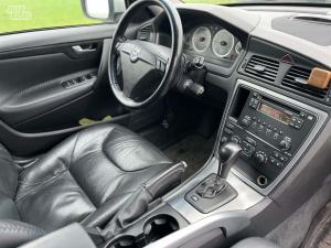 Grey Volvo XC70 2006 in Klaipeda, with an engine capacity of 2.40 L and mileage of 509 thousand km for 2600 €, photo 16 on AUTOMOTO.COM.LV