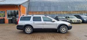 Grey Volvo XC70 2006 in Valmiera, with an engine capacity of 2.40 L and mileage of 3451 thousand km for 2700 €, photo 3 on AUTOMOTO.COM.LV