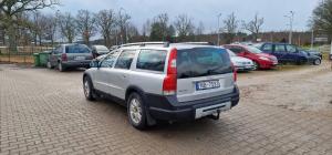 Grey Volvo XC70 2006 in Valmiera, with an engine capacity of 2.40 L and mileage of 3451 thousand km for 2700 €, photo 5 on AUTOMOTO.COM.LV