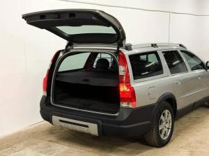 Pelēks Volvo XC70 2006 Jūrmala, ar dzinēja tilpumu 2.40 L un nobraukumu 325 tūkst. km par 3495 €, foto 9 vietnē AUTOMOTO.COM.LV