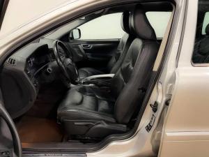 Pelēks Volvo XC70 2006 Jūrmala, ar dzinēja tilpumu 2.40 L un nobraukumu 325 tūkst. km par 3495 €, foto 14 vietnē AUTOMOTO.COM.LV