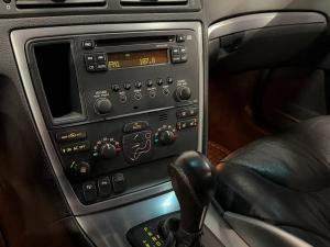 Pelēks Volvo XC70 2006 Jūrmala, ar dzinēja tilpumu 2.40 L un nobraukumu 325 tūkst. km par 3495 €, foto 19 vietnē AUTOMOTO.COM.LV