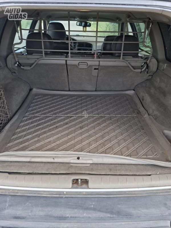 Pelēks Volvo XC70 2006 Šilalė, ar dzinēja tilpumu 2.40 L un nobraukumu 360 tūkst. km par 1850 €, foto 9 vietnē AUTOMOTO.COM.LV