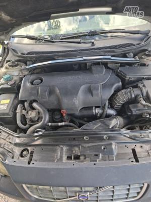 Pelēks Volvo XC70 2006 Šilalė, ar dzinēja tilpumu 2.40 L un nobraukumu 360 tūkst. km par 1850 €, foto 15 vietnē AUTOMOTO.COM.LV