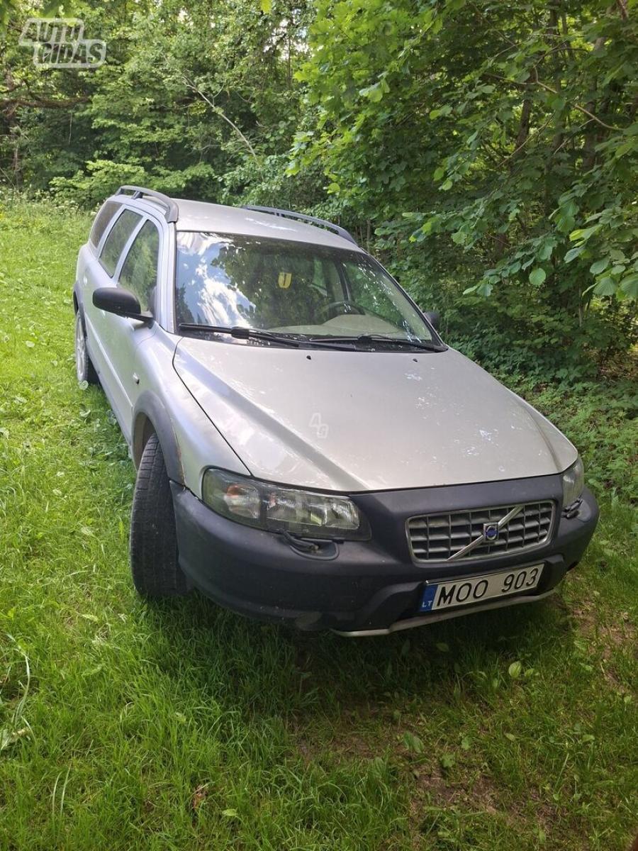Pelēks Volvo XC70 2006 Šilalė, ar dzinēja tilpumu 2.40 L un nobraukumu 360 tūkst. km par 1850 €, foto 21 vietnē AUTOMOTO.COM.LV
