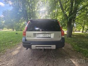 Pelēks Volvo XC70 2006 Bauska, ar dzinēja tilpumu 2.40 L un nobraukumu 450 tūkst. km par 5500 €, foto 7 vietnē AUTOMOTO.COM.LV