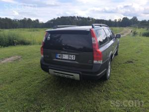 Pelēks Volvo XC70 2006 Rīga, ar dzinēja tilpumu 2.40 L un nobraukumu 310 tūkst. km par 4000 €, foto 5 vietnē AUTOMOTO.COM.LV