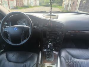 Pelēks Volvo XC70 2006 Rīga, ar dzinēja tilpumu 2.40 L un nobraukumu 310 tūkst. km par 4000 €, foto 6 vietnē AUTOMOTO.COM.LV