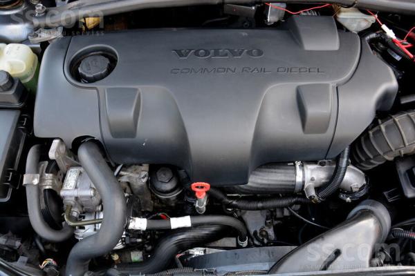 Grey Volvo XC70 2006 in Riga, with an engine capacity of 2.40 L and mileage of 370 thousand km for 5999 €, photo 7 on AUTOMOTO.COM.LV