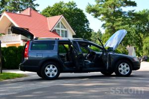Pelēks Volvo XC70 2006 Rīga, ar dzinēja tilpumu 2.40 L un nobraukumu 370 tūkst. km par 5599 €, foto 13 vietnē AUTOMOTO.COM.LV