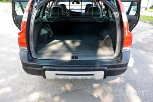 Pelēks Volvo XC70 2006 Rīga, ar dzinēja tilpumu 2.40 L un nobraukumu 370 tūkst. km par 5599 €, foto 14 vietnē AUTOMOTO.COM.LV