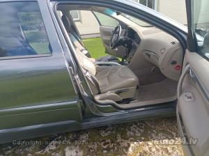 Pelēks Volvo XC70 2006 Pērnava, ar dzinēja tilpumu 2.40 L un nobraukumu 357 tūkst. km par 3100 €, foto 11 vietnē AUTOMOTO.COM.LV