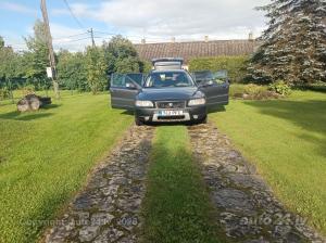 Pelēks Volvo XC70 2006 Pērnava, ar dzinēja tilpumu 2.40 L un nobraukumu 357 tūkst. km par 3100 €, foto 20 vietnē AUTOMOTO.COM.LV