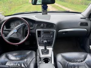Pelēks Volvo XC70 2006 Tallina, ar dzinēja tilpumu 2.40 L un nobraukumu 0 tūkst. km par 2500 €, foto 6 vietnē AUTOMOTO.COM.LV
