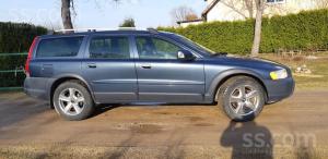 Grey Volvo XC70 2006 in Valmiera, with an engine capacity of 2.40 L and mileage of 0 thousand km for 4150 €, photo 6 on AUTOMOTO.COM.LV