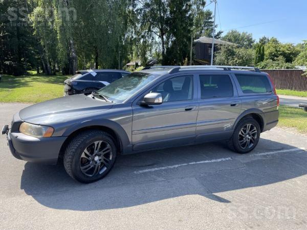 Pelēks Volvo XC70 2006 Rīga, ar dzinēja tilpumu 2.40 L un nobraukumu 392 tūkst. km par 3550 €, foto 4 vietnē AUTOMOTO.COM.LV