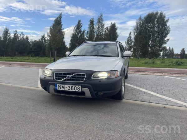 Pelēks Volvo XC70 2006 Jelgava, ar dzinēja tilpumu 2.40 L un nobraukumu 0 tūkst. km par 3600 €, foto 3 vietnē AUTOMOTO.COM.LV