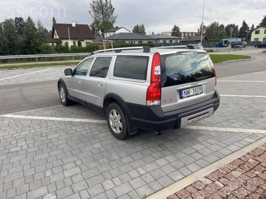 Pelēks Volvo XC70 2006 Jelgava, ar dzinēja tilpumu 2.40 L un nobraukumu 0 tūkst. km par 3600 €, foto 8 vietnē AUTOMOTO.COM.LV
