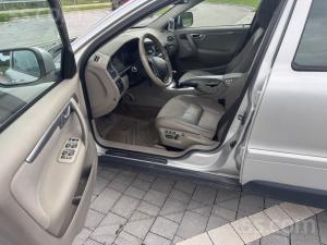 Pelēks Volvo XC70 2006 Jelgava, ar dzinēja tilpumu 2.40 L un nobraukumu 0 tūkst. km par 3600 €, foto 13 vietnē AUTOMOTO.COM.LV