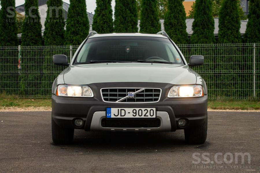 Pelēks Volvo XC70 2006 Jelgava, ar dzinēja tilpumu 2.40 L un nobraukumu 405 tūkst. km par 3700 €, foto 3 vietnē AUTOMOTO.COM.LV