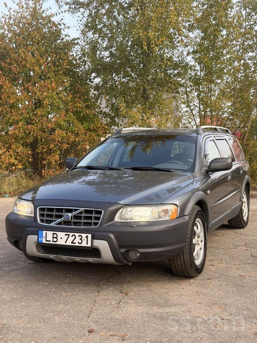 Серый Вольво ХС70 2006 в Даугавпилс, объемом двигателя 2.40 л и пробегом 431 тыс. км за 4750 €, фото 1 на AUTOMOTO.COM.LV