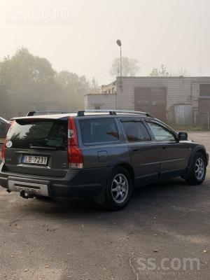 Серый Вольво ХС70 2006 в Даугавпилс, объемом двигателя 2.40 л и пробегом 431 тыс. км за 4750 €, фото 4 на AUTOMOTO.COM.LV