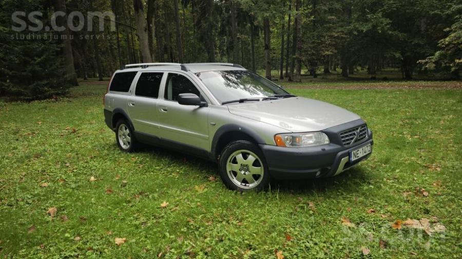 Pelēks Volvo XC70 2006 Valmiera, ar dzinēja tilpumu 2.40 L un nobraukumu 421 tūkst. km par 2400 €, foto 6 vietnē AUTOMOTO.COM.LV
