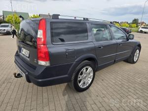 Grey Volvo XC70 2007 in Riga, with an engine capacity of 2.40 L and mileage of 287 thousand km for 13999 €, photo 6 on AUTOMOTO.COM.LV