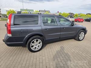 Grey Volvo XC70 2007 in Riga, with an engine capacity of 2.40 L and mileage of 287 thousand km for 13999 €, photo 7 on AUTOMOTO.COM.LV