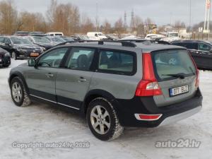 Pelēks Volvo XC70 2007 Tartu, ar dzinēja tilpumu 2.40 L un nobraukumu 293 tūkst. km par 6490 €, foto 2 vietnē AUTOMOTO.COM.LV