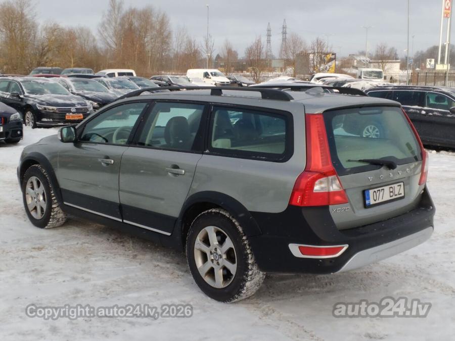 Pelēks Volvo XC70 2007 Tartu, ar dzinēja tilpumu 2.40 L un nobraukumu 293 tūkst. km par 6490 €, foto 2 vietnē AUTOMOTO.COM.LV