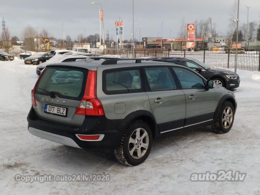 Pelēks Volvo XC70 2007 Tartu, ar dzinēja tilpumu 2.40 L un nobraukumu 293 tūkst. km par 6490 €, foto 4 vietnē AUTOMOTO.COM.LV