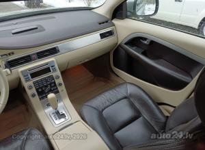 Pelēks Volvo XC70 2007 Tartu, ar dzinēja tilpumu 2.40 L un nobraukumu 293 tūkst. km par 6490 €, foto 11 vietnē AUTOMOTO.COM.LV